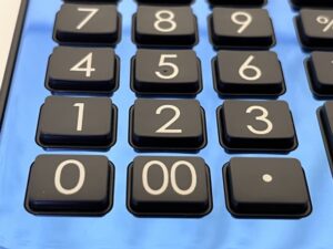 【簿記に最適な電卓】シャープ電卓50周年記念モデルEL-VN82-AXの使い勝手と機能について詳しくレビュー - プロ線│ぷろせん